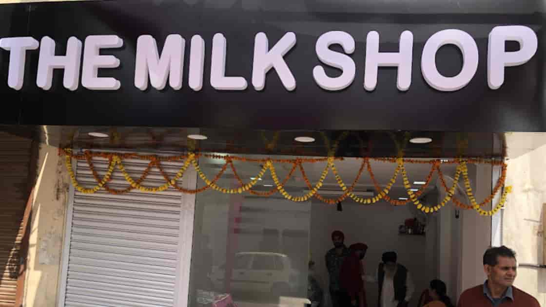 222+ Dairy Shop Name Ideas